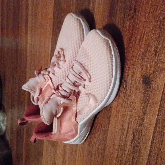 Nike | Shoes | Nikes | Poshmark